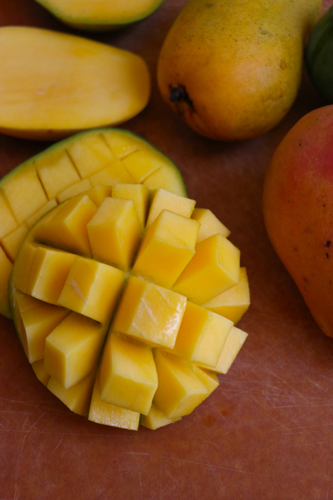 Delicious Mango Smoothie Bowl • Hip Foodie Mom