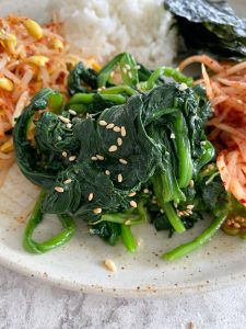 Korean Marinated Spinach Banchan: Sigeumchi Namul • Hip Foodie Mom
